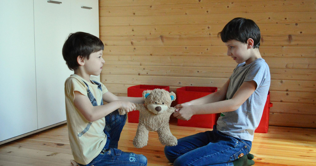 Signs Your Child is Manipulating You - Recognize Behaviors